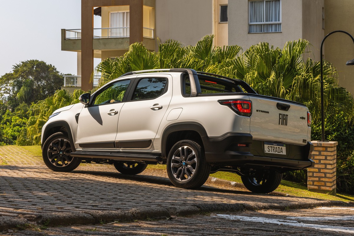 Бестселлер Fiat Strada получил турбомотор и особый дизайн для топовых ...