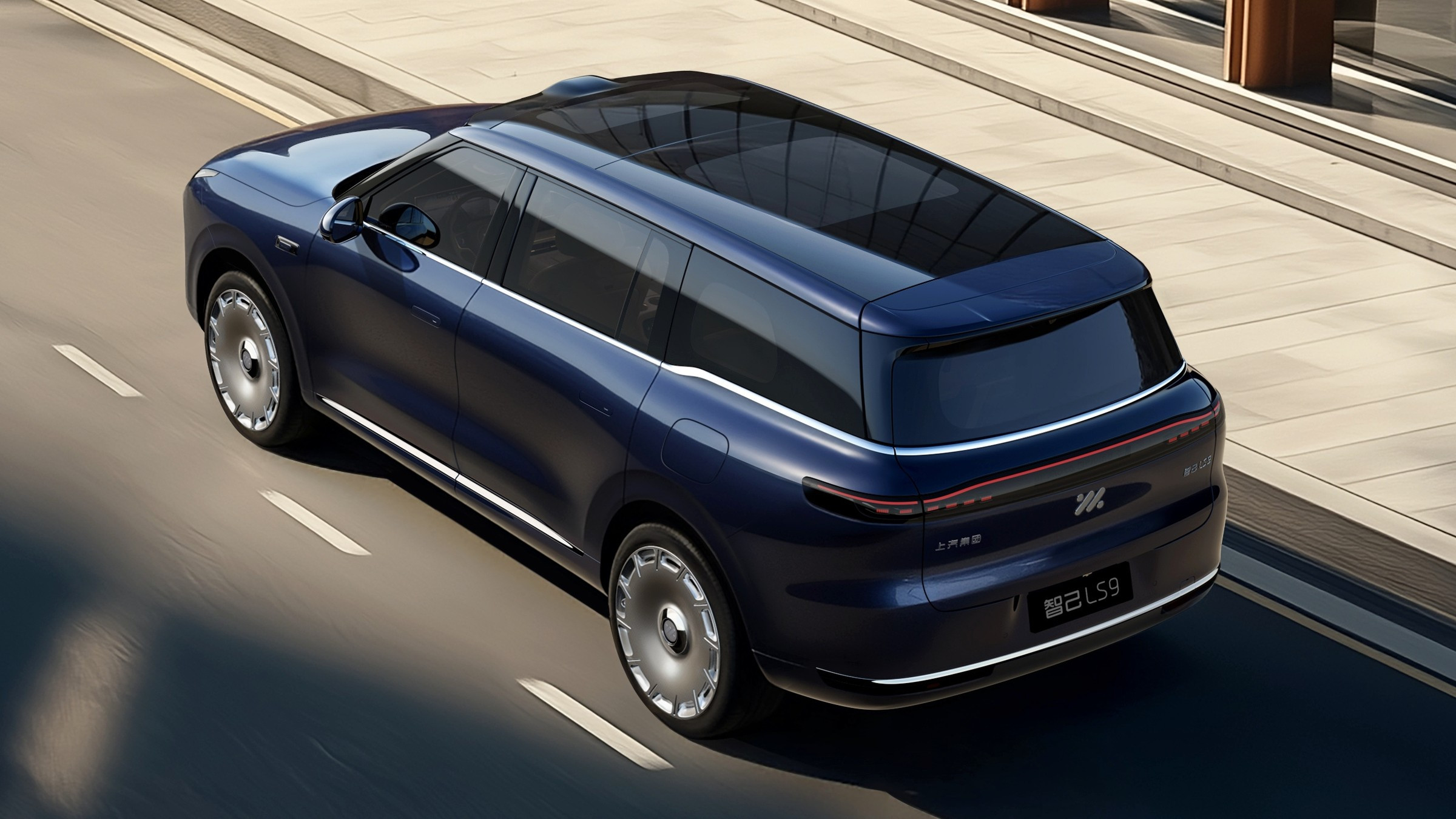 Ещё один «чемодан»: флагманский гибридный кроссовер IM LS9 готовится к дебюту - КОЛЕСА.ру ...