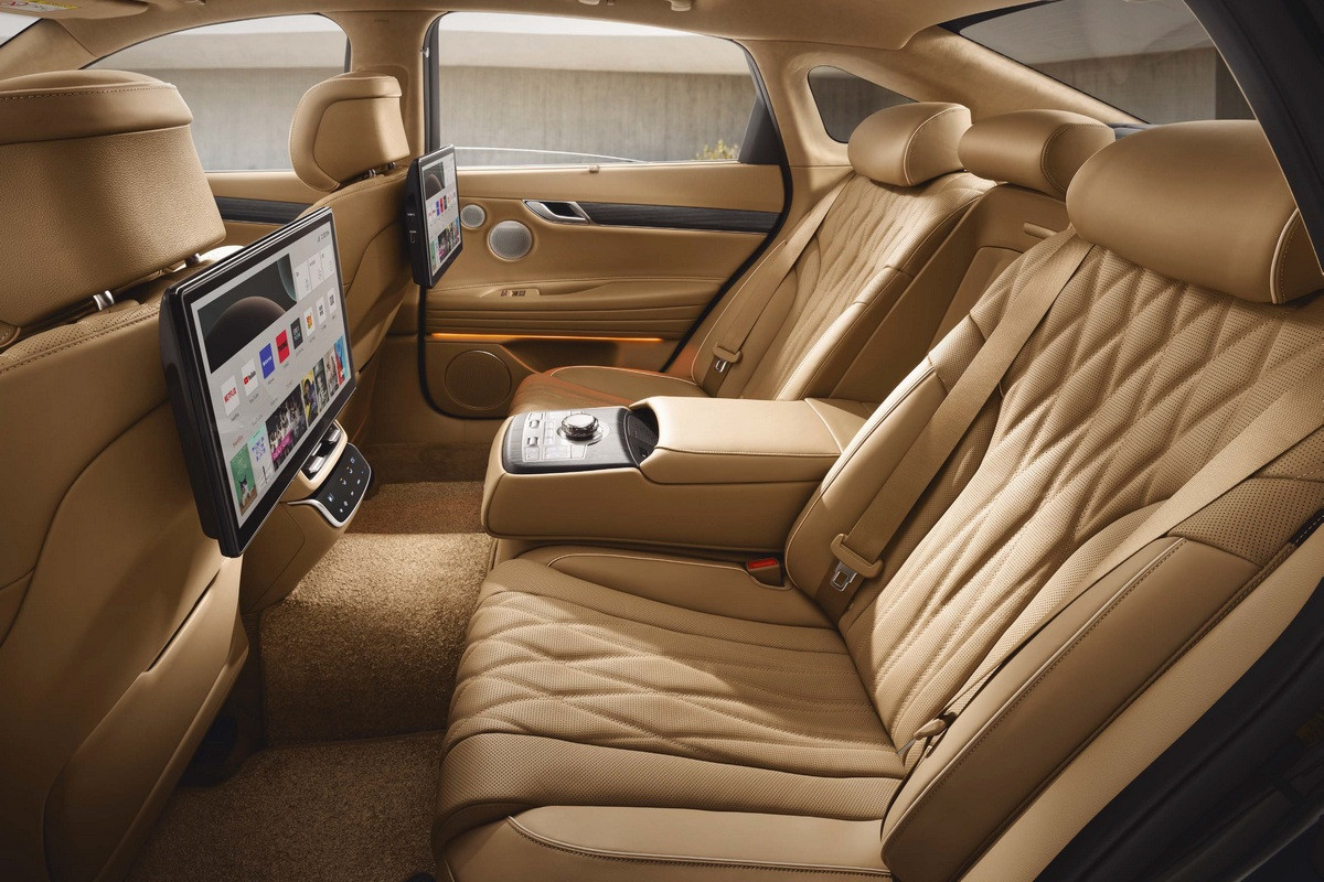 Обновлённый седан Genesis G80 предложен с прежними моторами - КОЛЕСА.ру – автомобильный журнал