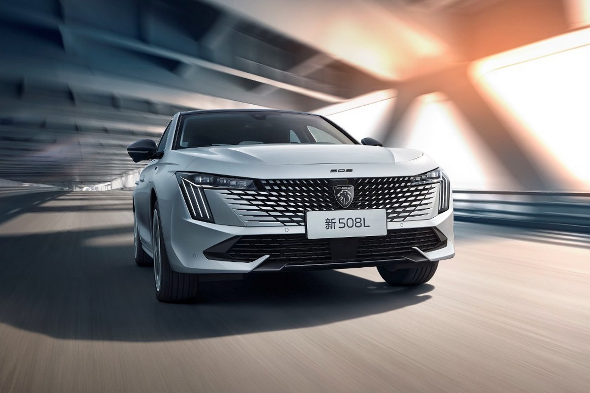 Седан Peugeot 508L растерял версии после рестайлинга - КОЛЕСА.ру ...