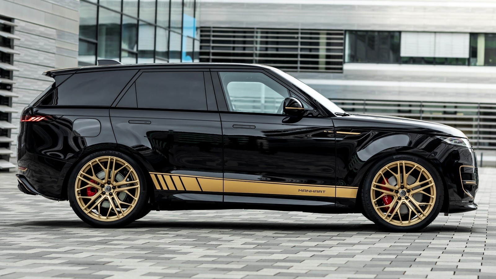 Manhart представил свой Range Rover Sport SV за две недели до дебюта ...