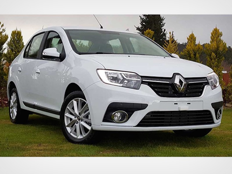 Появились новые фото рестайлингового Renault Logan