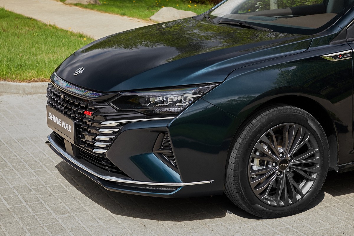 Теперь официально: объявлена цена седана Dongfeng Shine Max для России ...