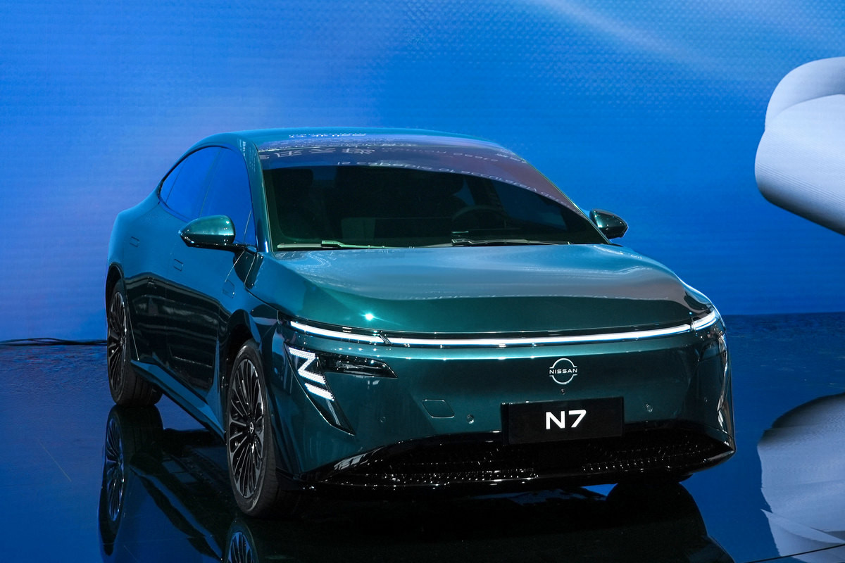 Представлен седан Nissan N7, который сделан вместе с Dongfeng - КОЛЕСА.ру – автомобильный журнал