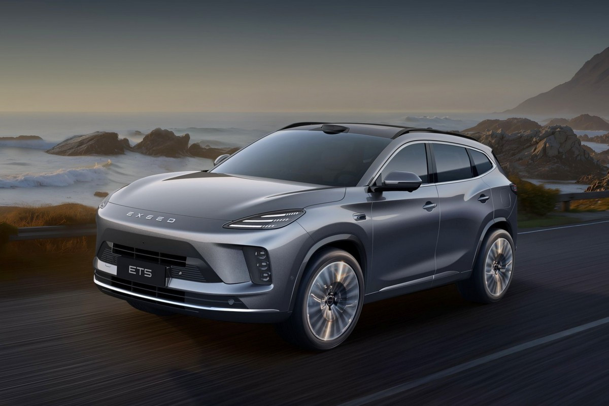 Кроссовер Exeed ET5 на базе Exeed TXL стартует в двух версиях - КОЛЕСА.ру – автомобильный журнал
