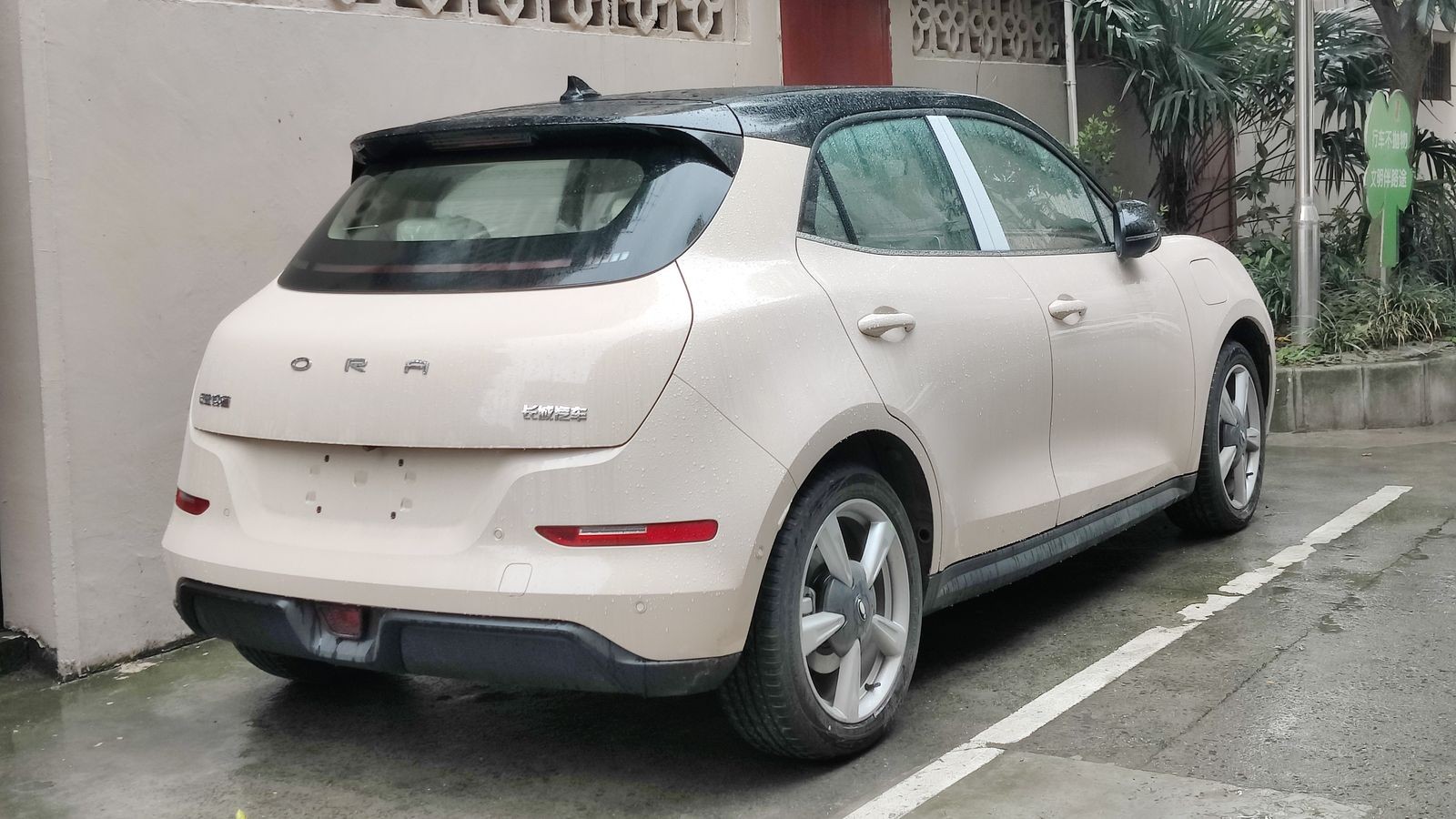 Самые редкие китайские машины, которые привезли в Россию в 2022 году - КОЛЕСА.ру – автомобильный ...