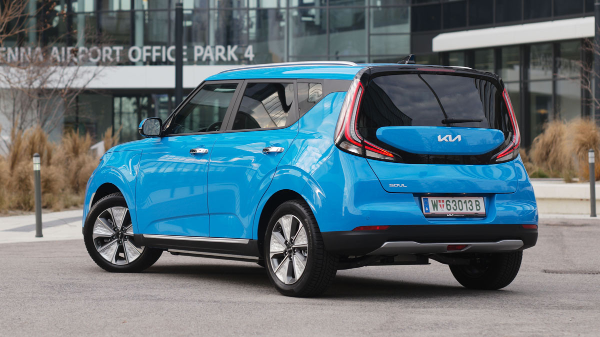 Kia EV3 с дальнобойностью до 645 км на одной зарядке может стать ...