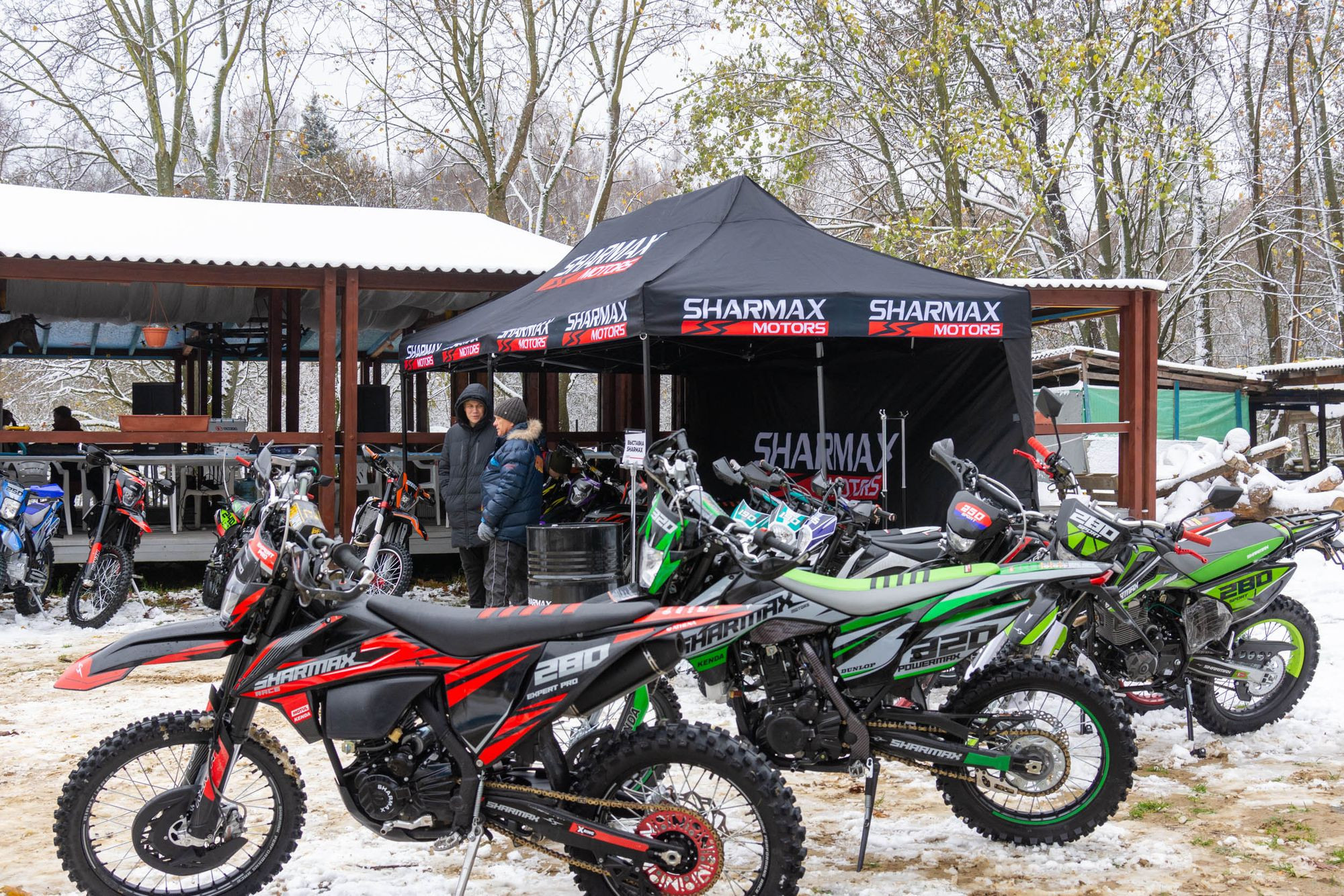 Громкое завершение сезона: прошел первый эндуро-прохват от Sharmax Motors - КОЛЕСА.ру ...