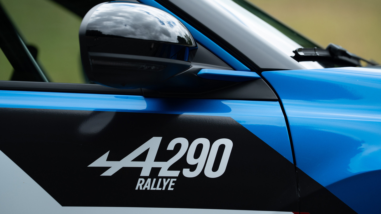 Alpine подготовила гоночную версию хот-хэтча A290 Rallye, цена известна ...