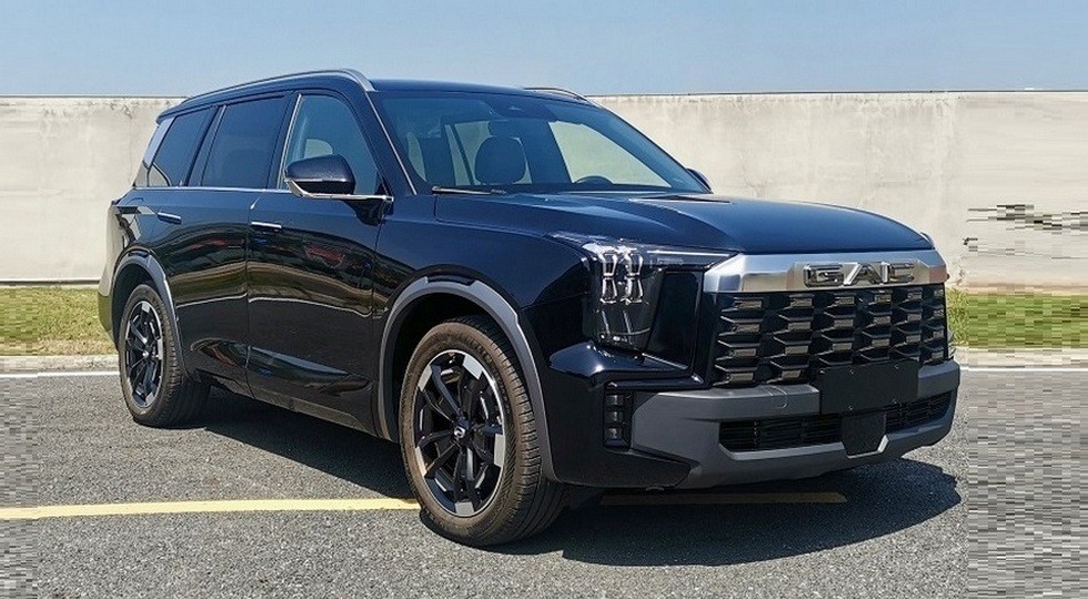 Продающийся в России GAC GS8 превратился в новую модель ES9 с двумя вариантами дизайна - КОЛЕСА ...