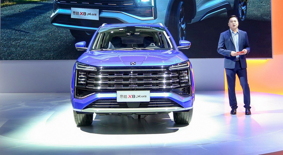 Новый кроссовер JAC X8 Plus выходит на рынок. Потенциальный флагманский ...